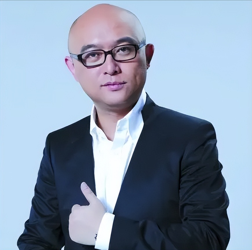 The "disappeared" Meng Fei became younger and lived a more comfortable ...