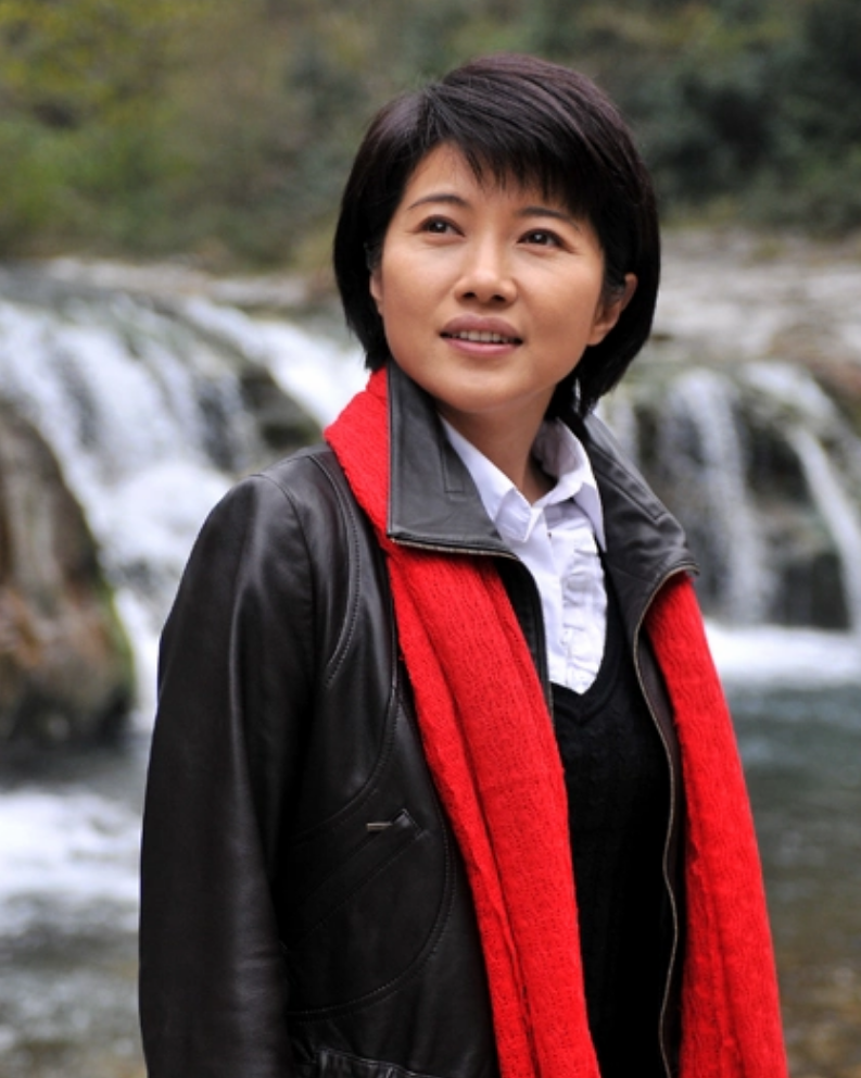 Yan Bingyan: Mother died early, forced marriage to scare off her ex ...