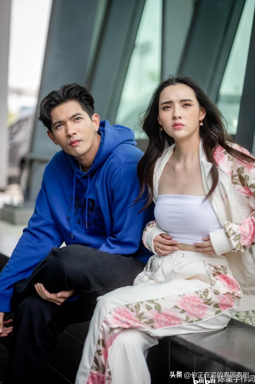 Thai drama "Love Chain" couple files Kem and Mookda calendar photo ...