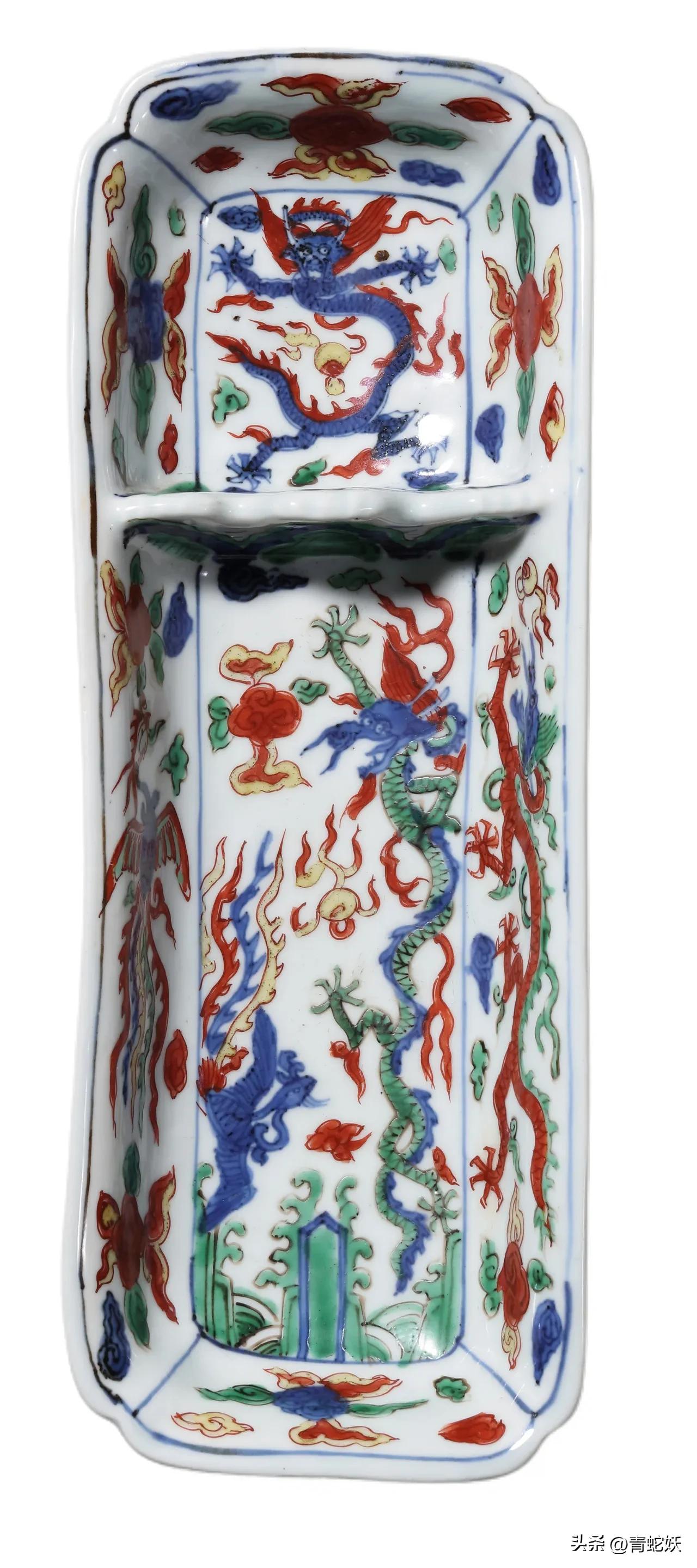 [Colorful dragon and phoenix pen boat] - iNEWS