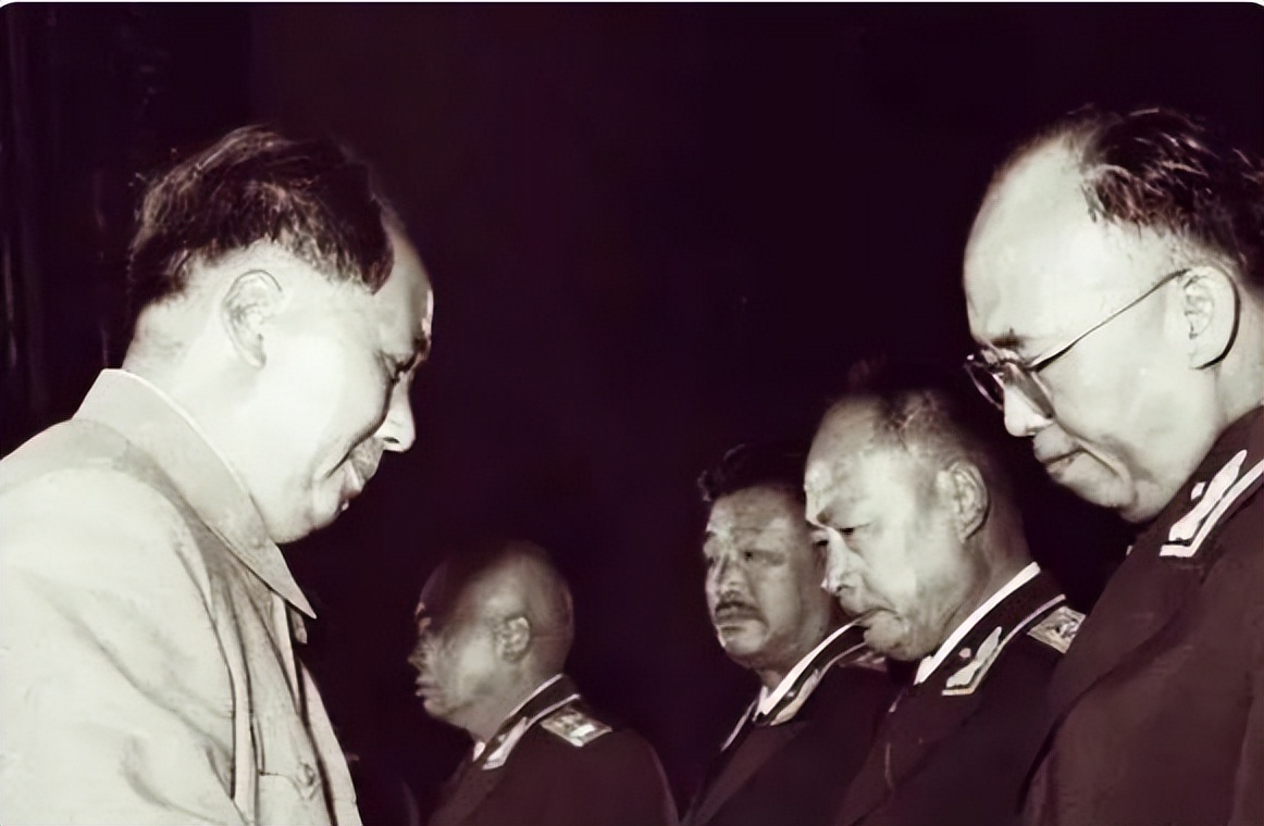 In 1961, Lin Biao angrily said, "Lin Luo is not together." Why didn't ...