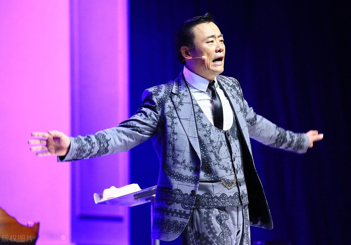 Zhou Libo, how did 60 million annual income become notorious? - iMedia