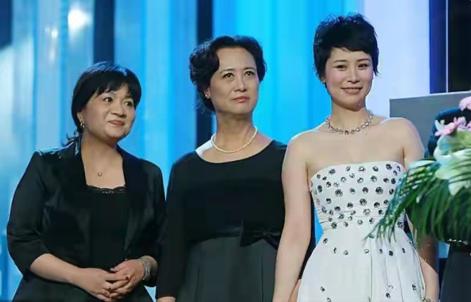 Actor Bai Han: He became famous at the age of 55, passed away at the ...