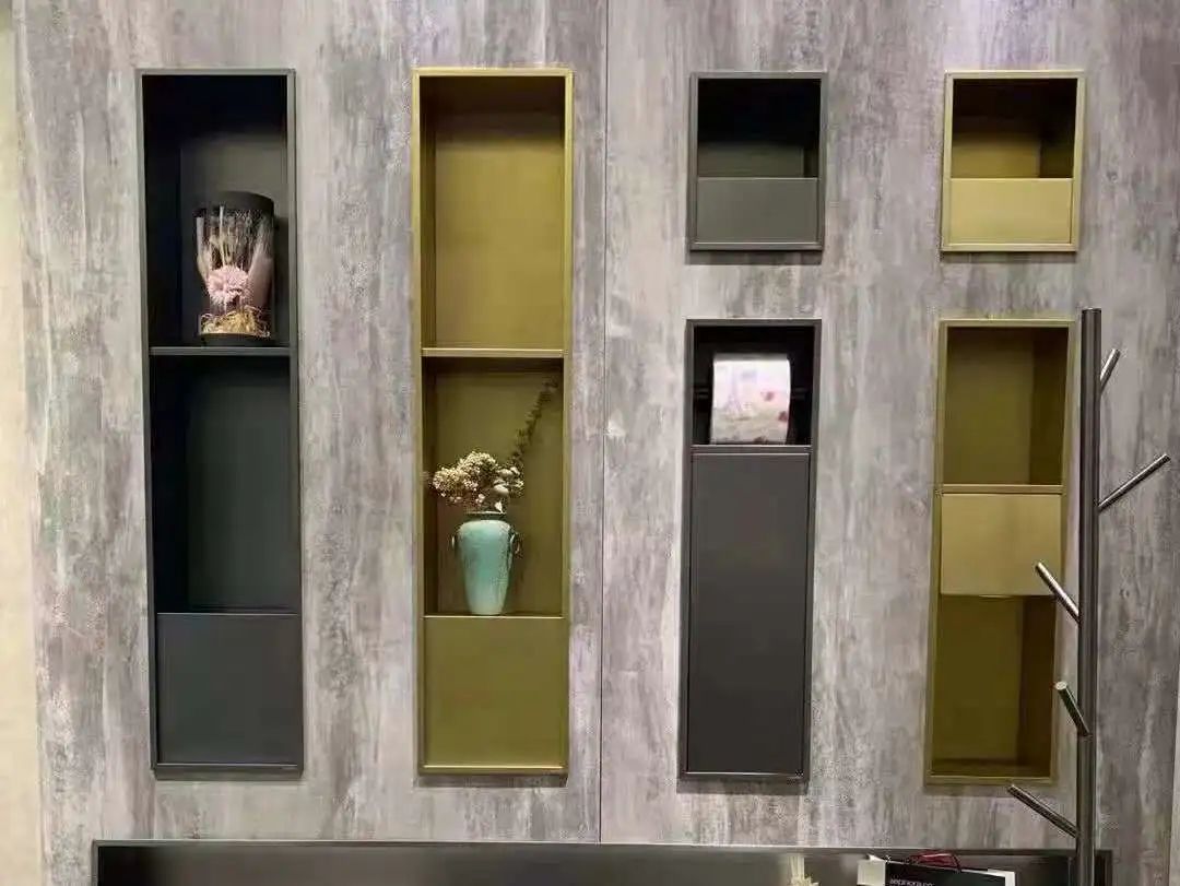 Stainless steel alcoves are set up in these places to instantly upgrade ...