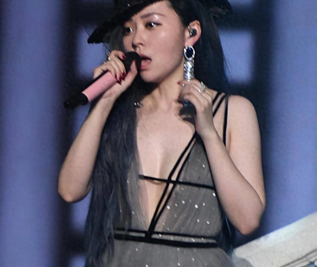 Zhang Liangying: She was defrauded of money and sex for 15 years, had her breasts nailed, and ...