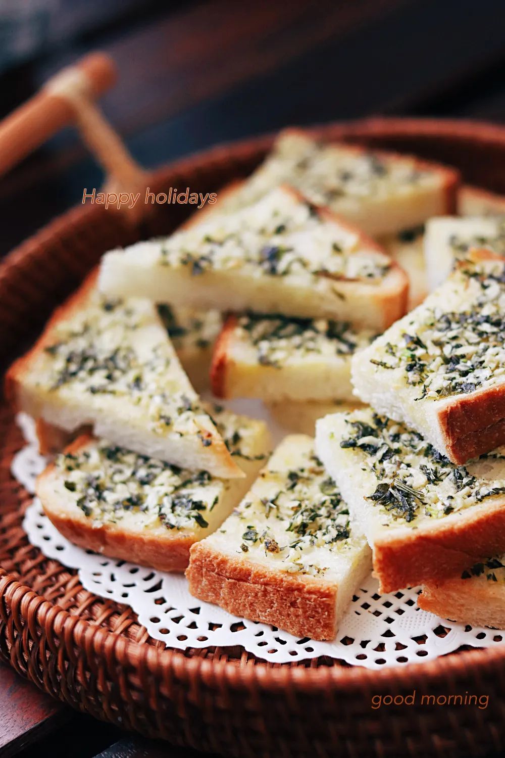 Super simple garlic toast, delicious - iNEWS