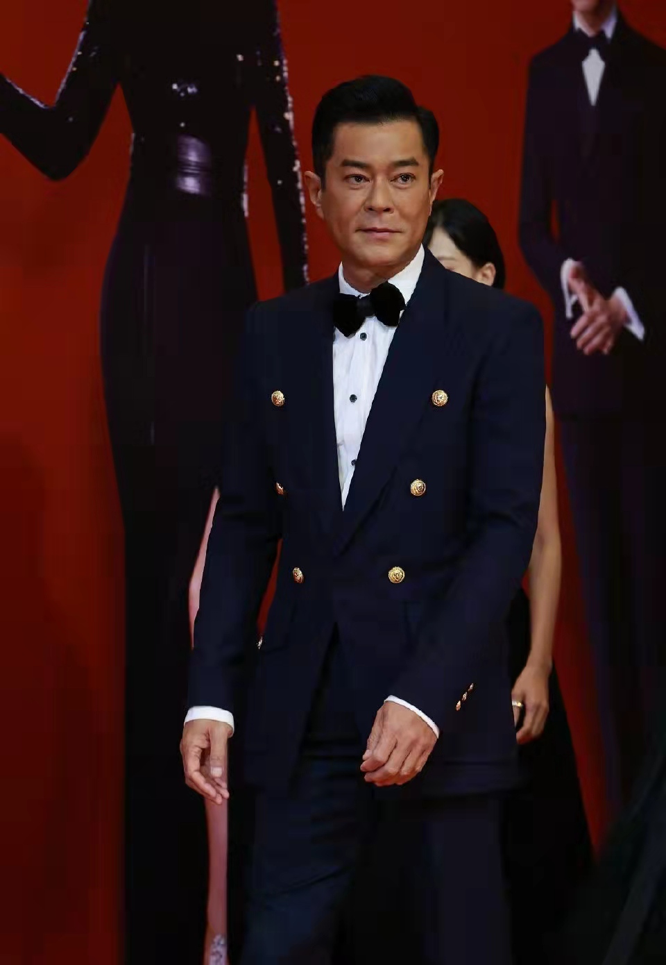 At the age of 85, Xie Xian won the first golden actor, and was ...