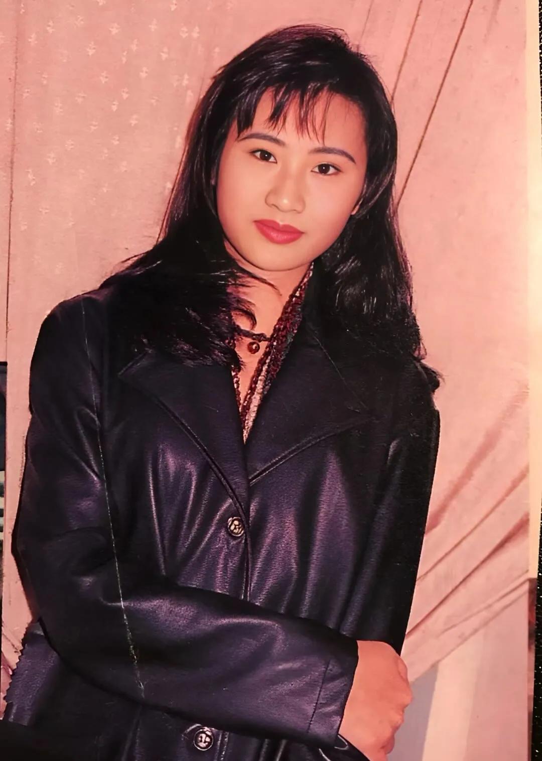 Zhong Shuhui nostalgic photo 1 - iMedia