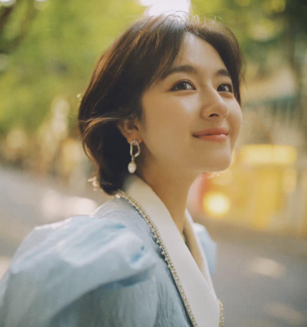 Lin Yanjun, Ni Ni, Tian Xiwei, Qu Chuxiao, Sun Yi, Li Randi - iMedia