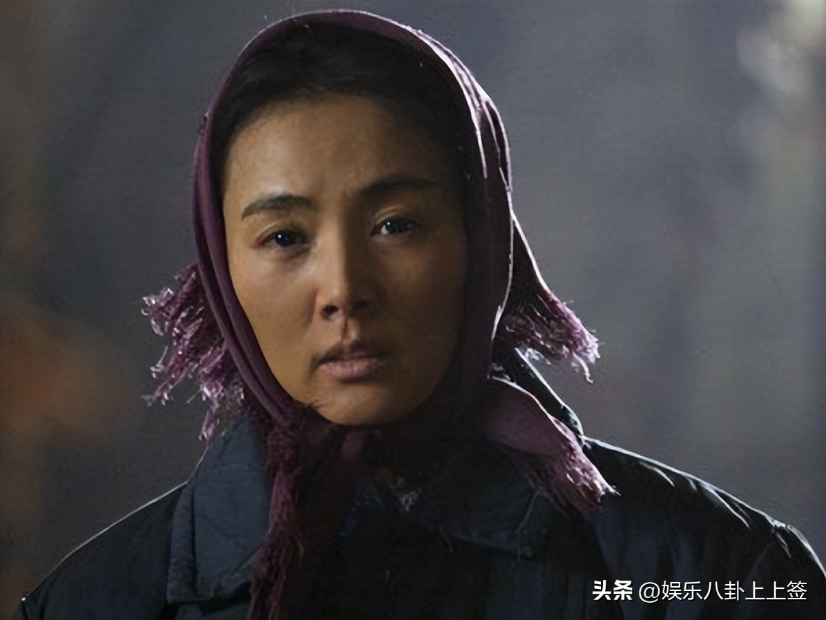 She became famous for taking off her clothes, dared to slap Chen Baoguo, and beat Zhang Ziyi ...