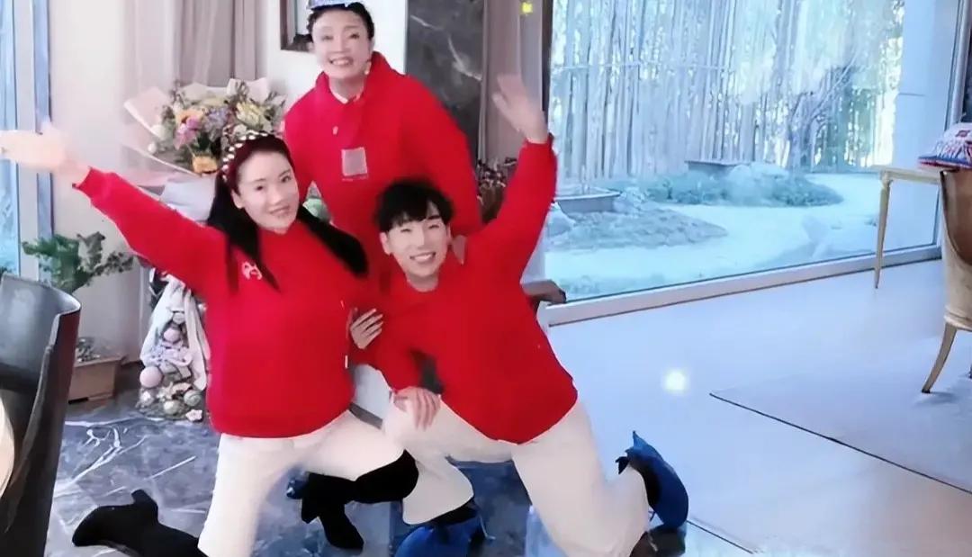 Female Boss's Discourse on Earth Qi: This Lan is not Bi Lan!Bringing ...