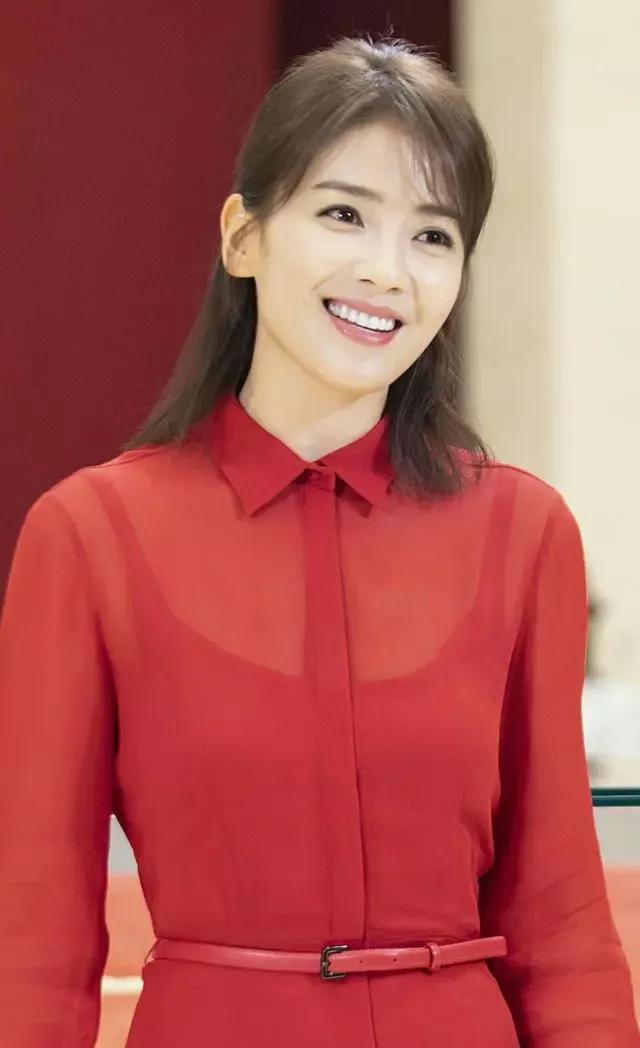 Liu Tao, beautiful and charming - iNEWS