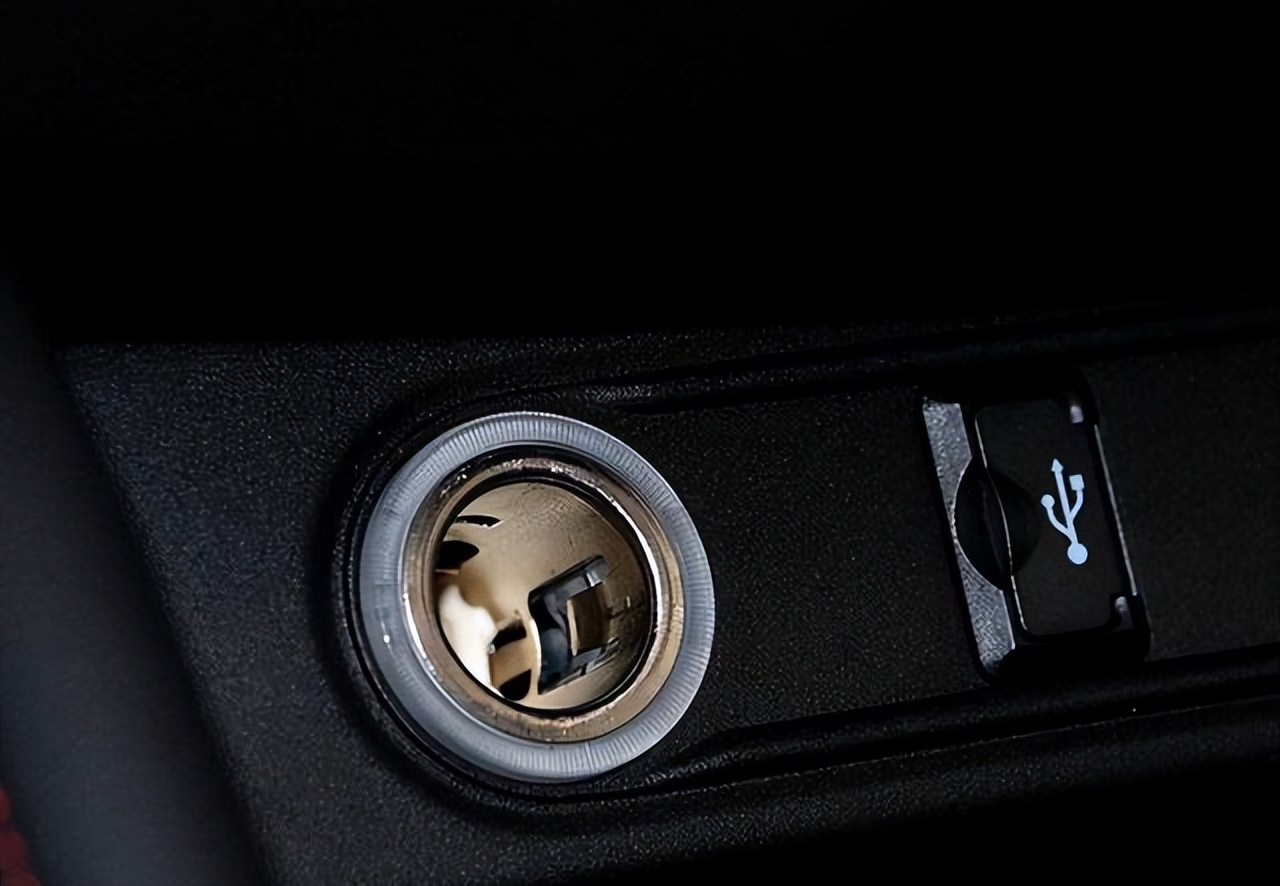 Newbies on the road: Why can't ordinary sockets be installed in cars ...
