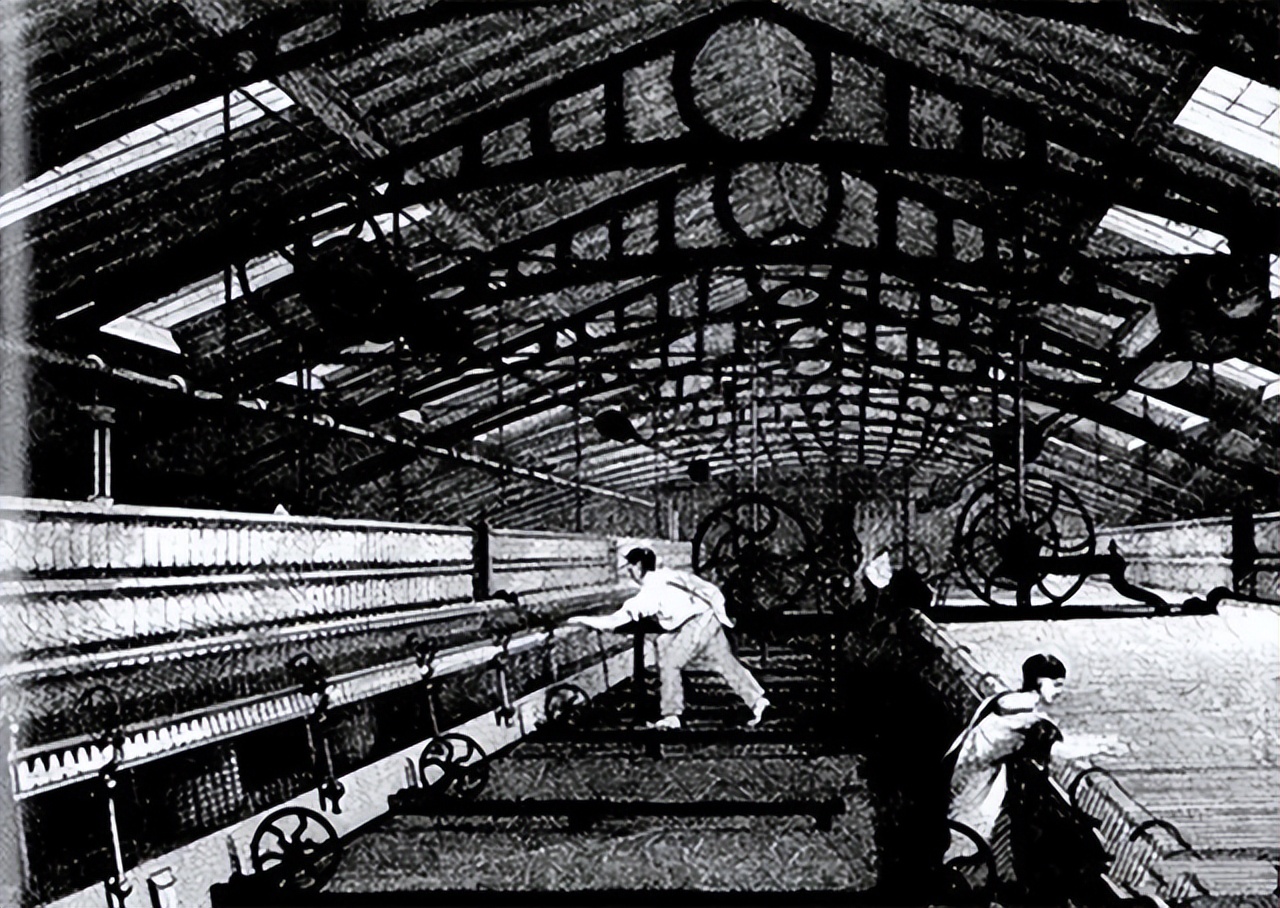At the end of the 19th century, India's national industry had a ...