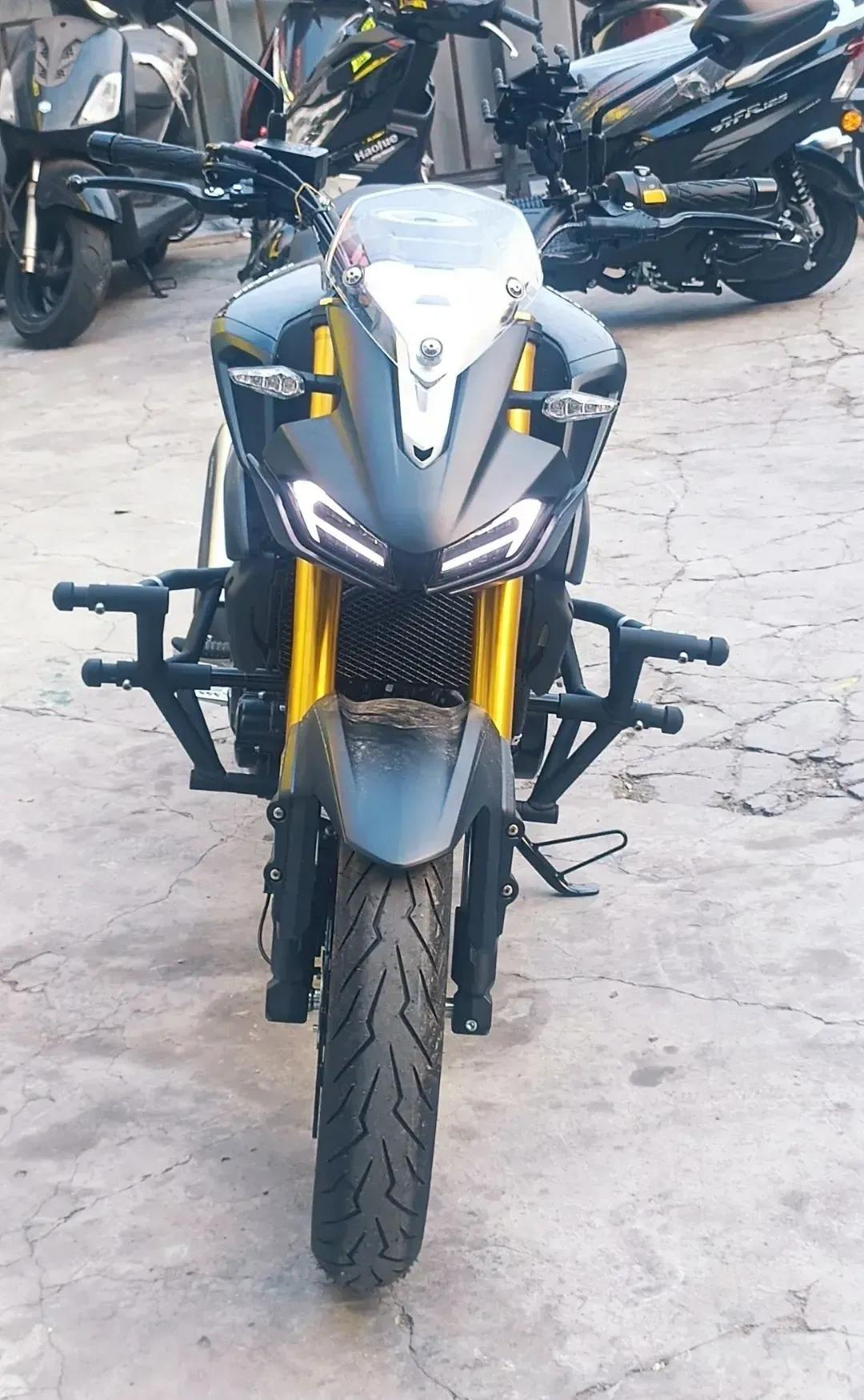 Sporty in appearance, a sports street car lacking in presence, Haojue XCR300 - iNEWS