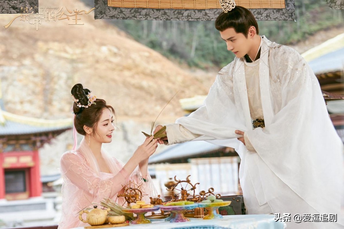 In order to prepare a palace for Mingwei, Mu Tingzhou recruited a lot ...