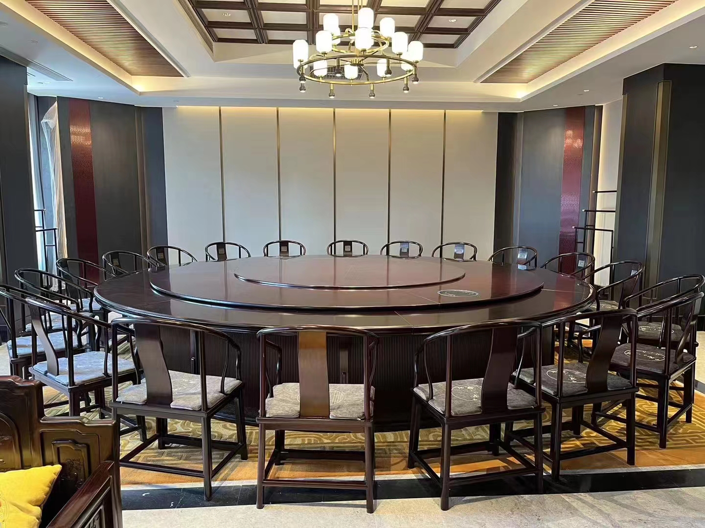 Electric dining table price secret: how much does it cost for 25 people ...