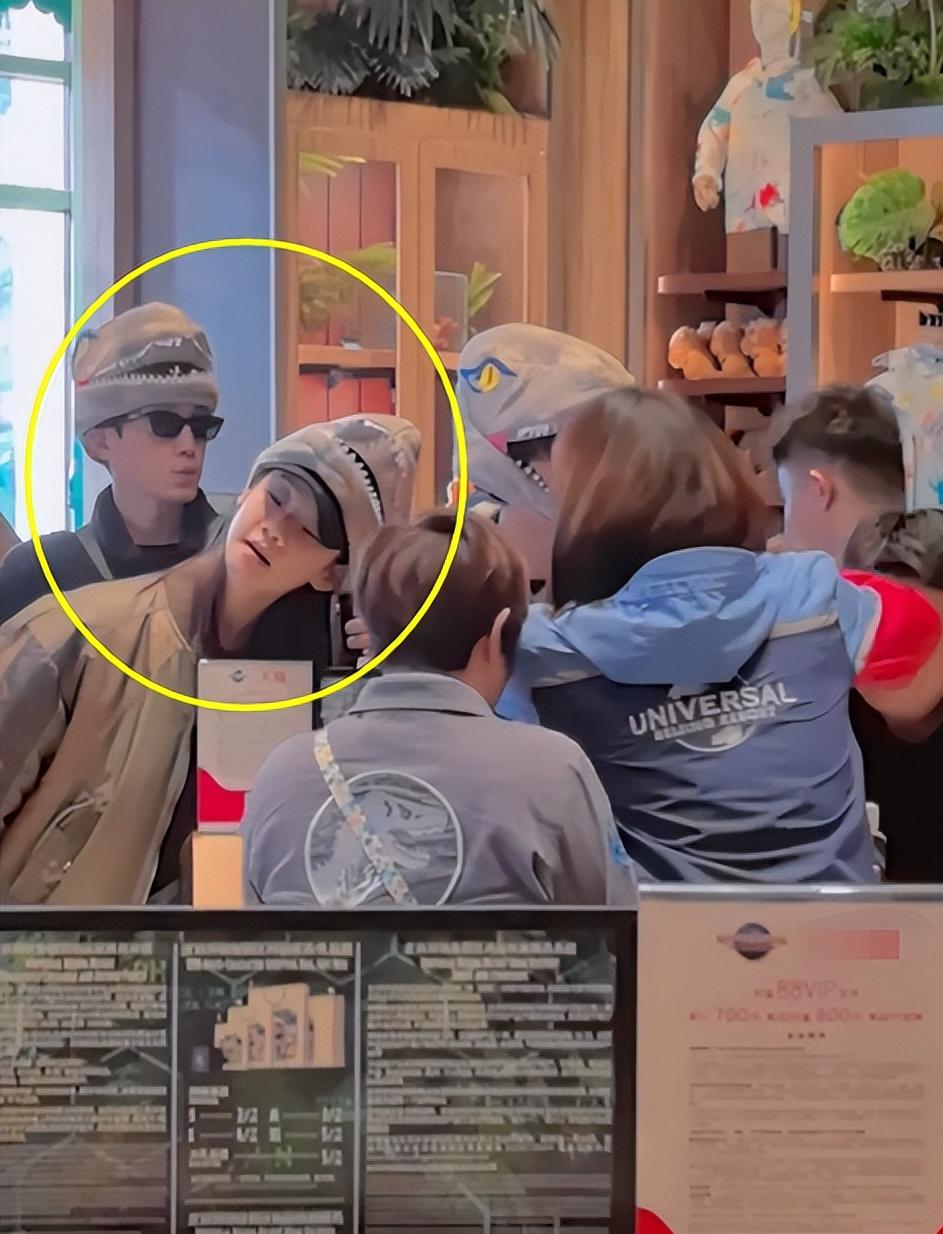 Zhang Yifan and Fan Shiqi, who are 8 years older, live together! The ...