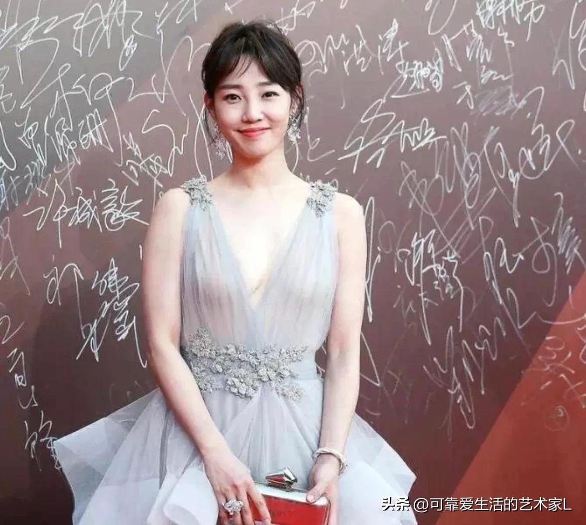 Take stock of 6 actresses who walk the red carpet in a "vacuum" - iMedia