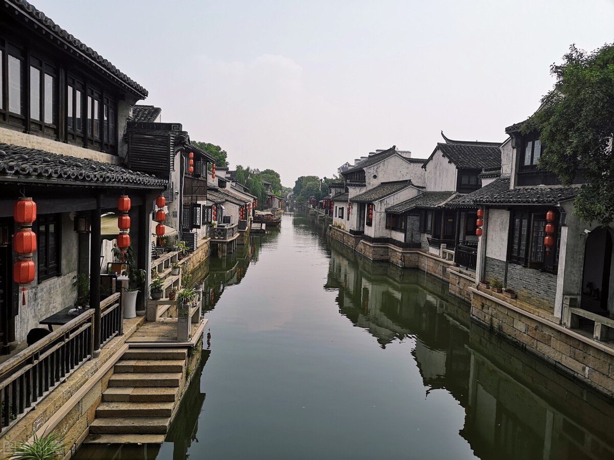Picturesque Jiangnan Dream (original prose) - iNEWS