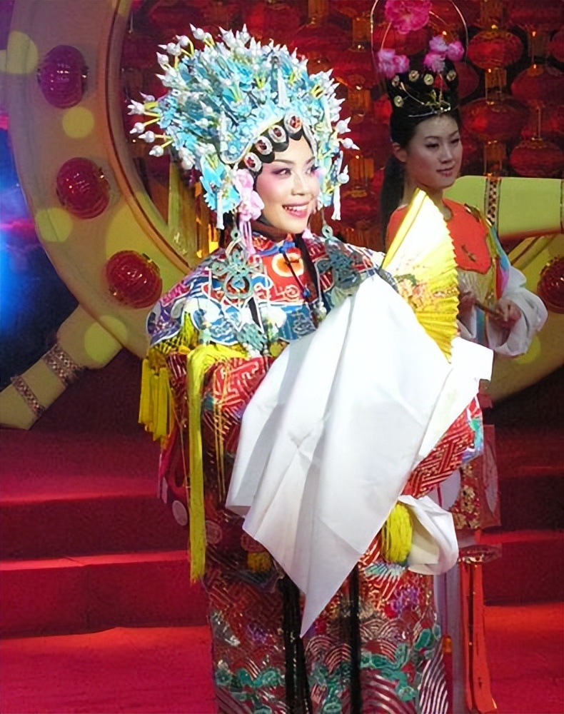 Zhang Ye: 54-year-old single with no children and no daughter, with Lv ...