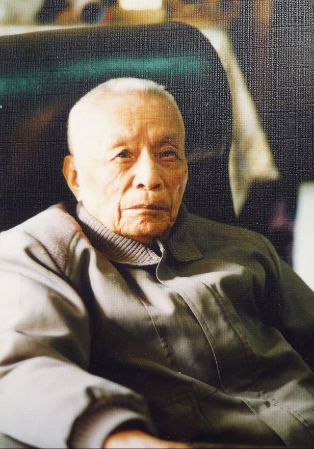 Never led an army to fight, but awarded the founding lieutenant general ...