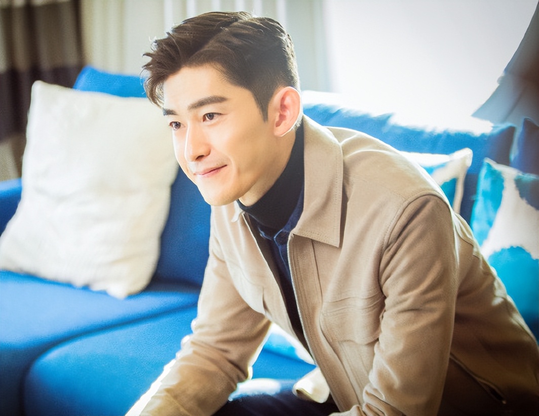 The party between Zhang Han and Gao Wenjun was secretly photographed, and they were mistaken for ...