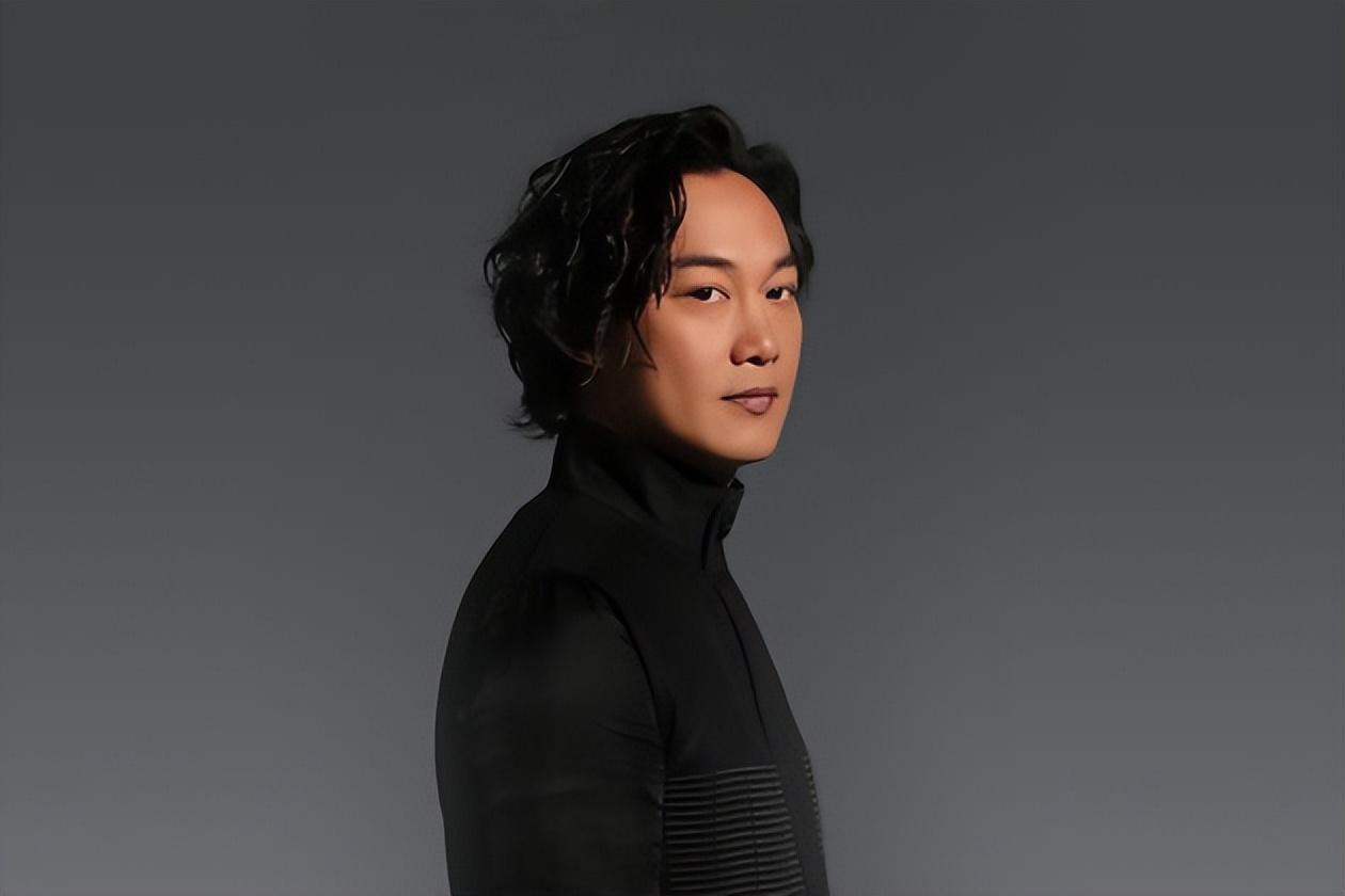 A good voice turns 500,000 at a time? Eason Chan revealed the shady scene in one sentence, no ...