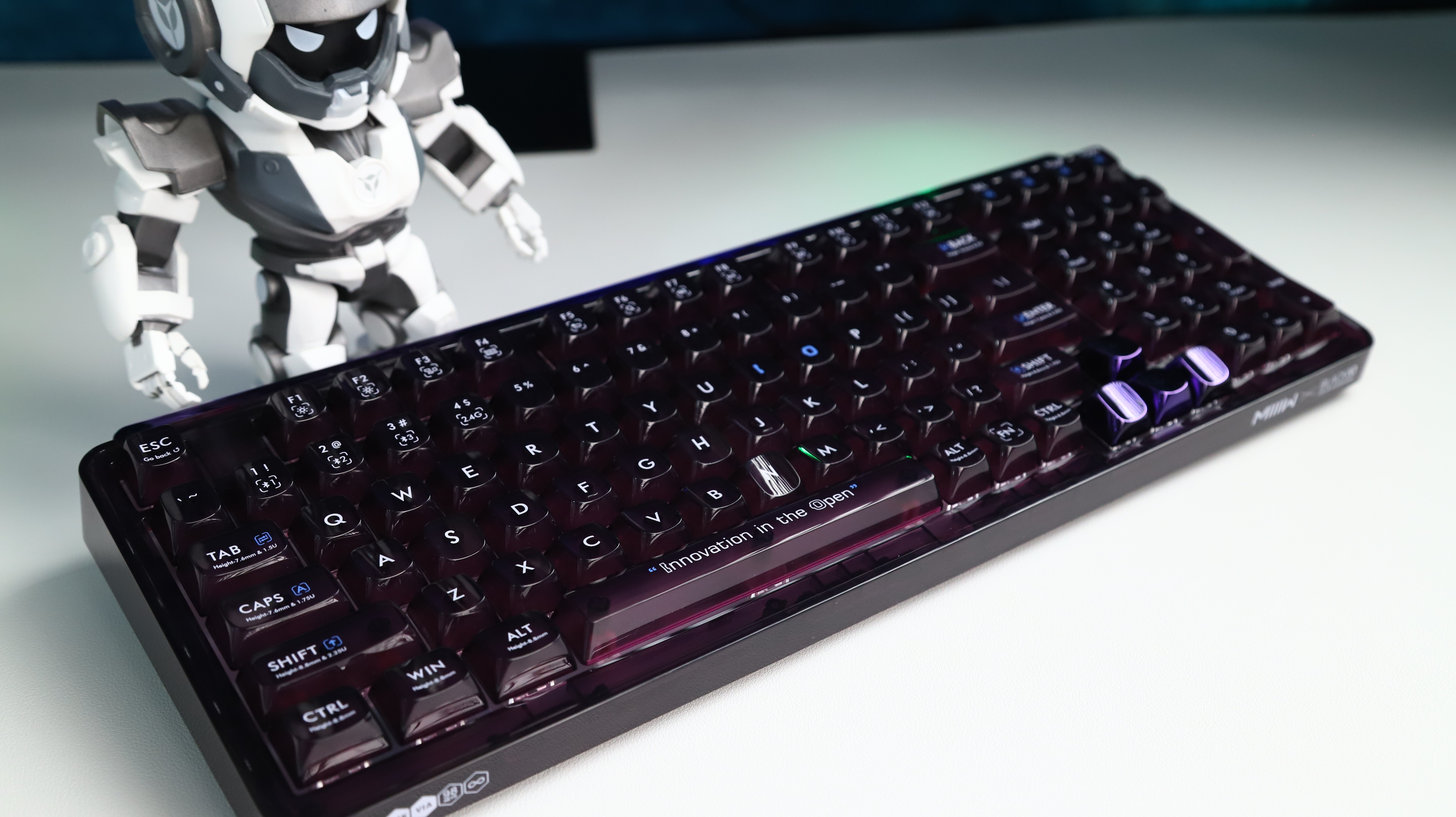 Xiaomi Youpin crowdfunding transparent mechanical keyboard amazes me ...