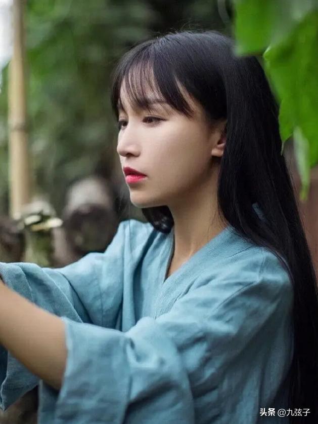 Starting with the "notorious" snail powder, who ruined Li Ziqi? - iNEWS