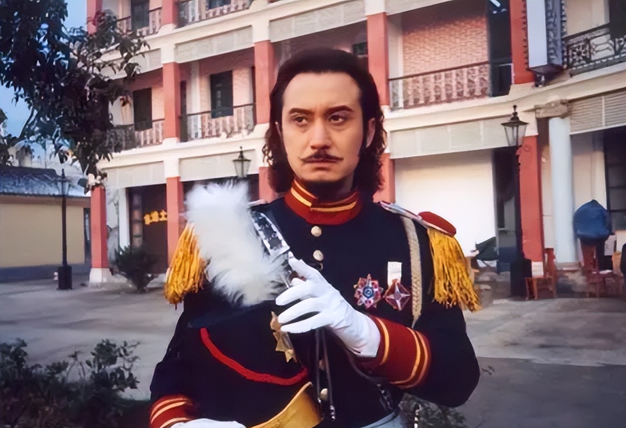 There is this national first-class actor in "Acquaintance with Jun Chu ...