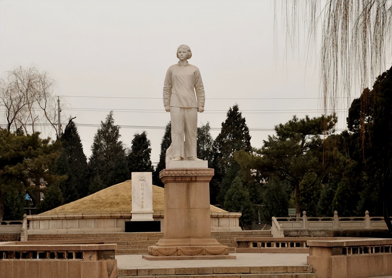 After Liu Hulan died heroically in 1947, what happened to the four ...