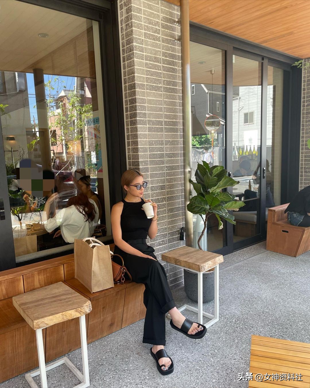 RIONA, the newest member of CYBERJAPAN DANCERS!Sexy and hot again - iNEWS