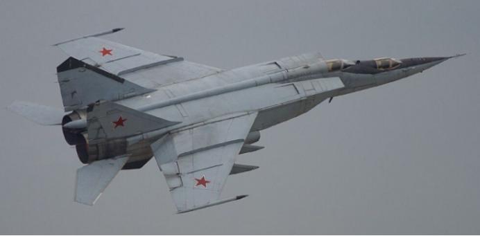 Fighter flies faster and more stably - double vertical tail design - iNEWS