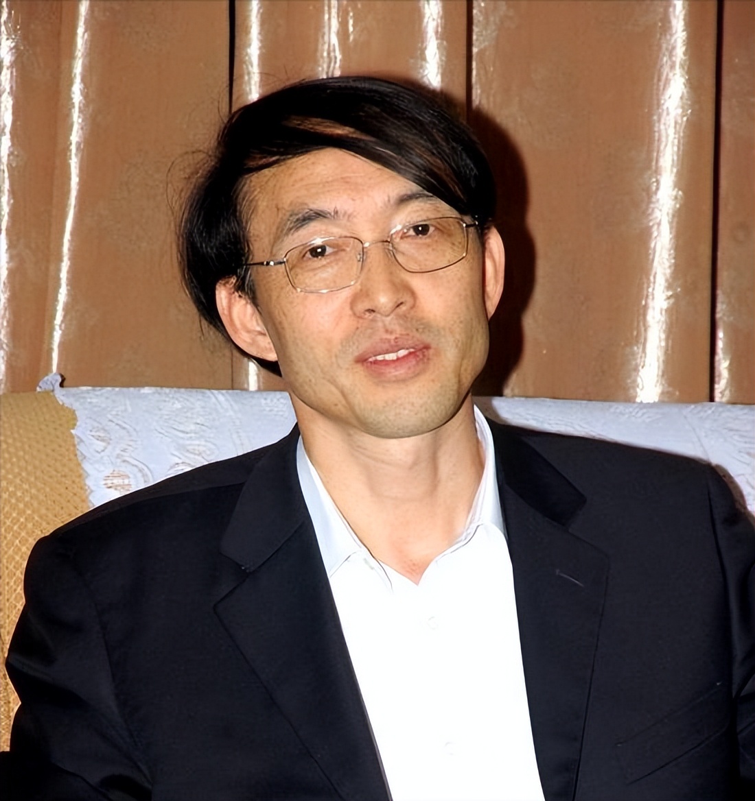 "CCTV Face" Liu Fangfei: Her ex was sentenced to death with a reprieve ...