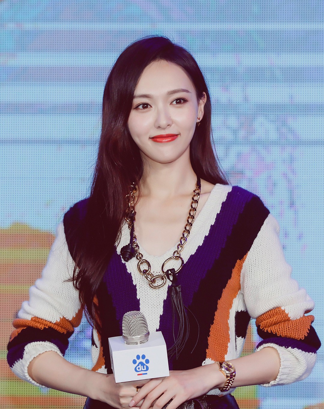 Actress Clothing - Tang Yan (6) - iNEWS