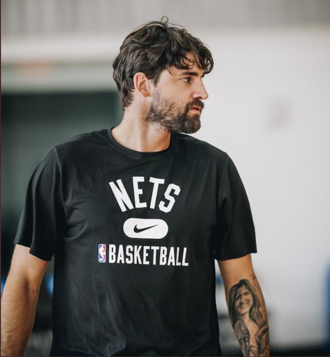 The Nets sent a message to congratulate Joe Harris!Joe Harris left the ...