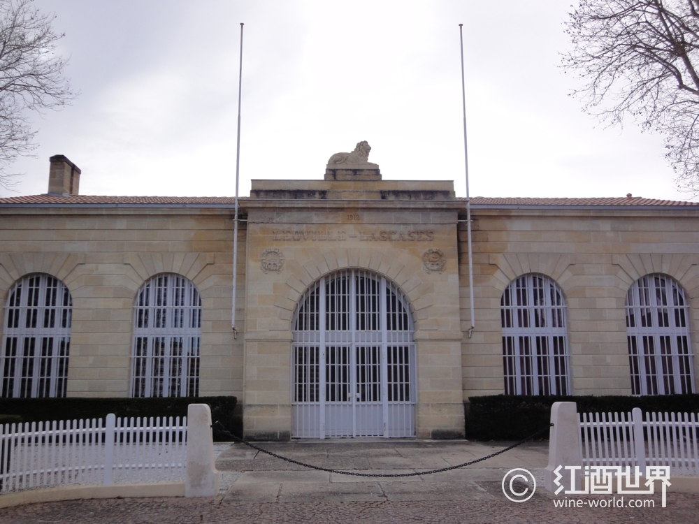 The spirit of the "super second-class village" lion - iNEWS