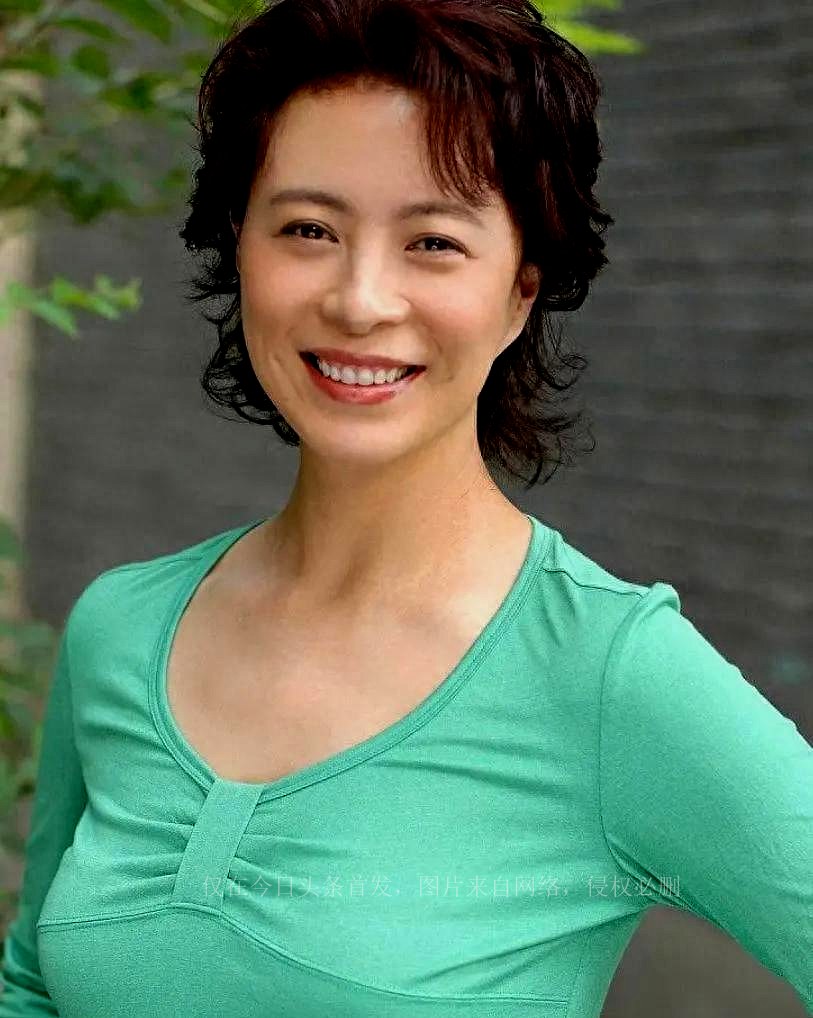 Actor Liu Jia: Still elegant at the age of 63, she married a wealthy ...