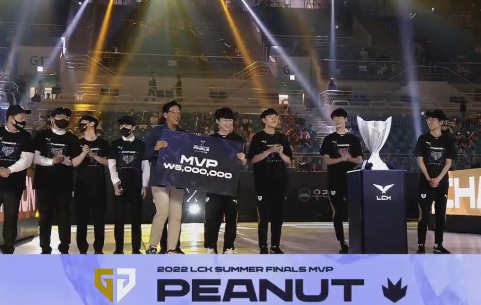 GEN broke the curse, won the championship with zero seal T1, and Xiaohuan won the FMVP: it was ...