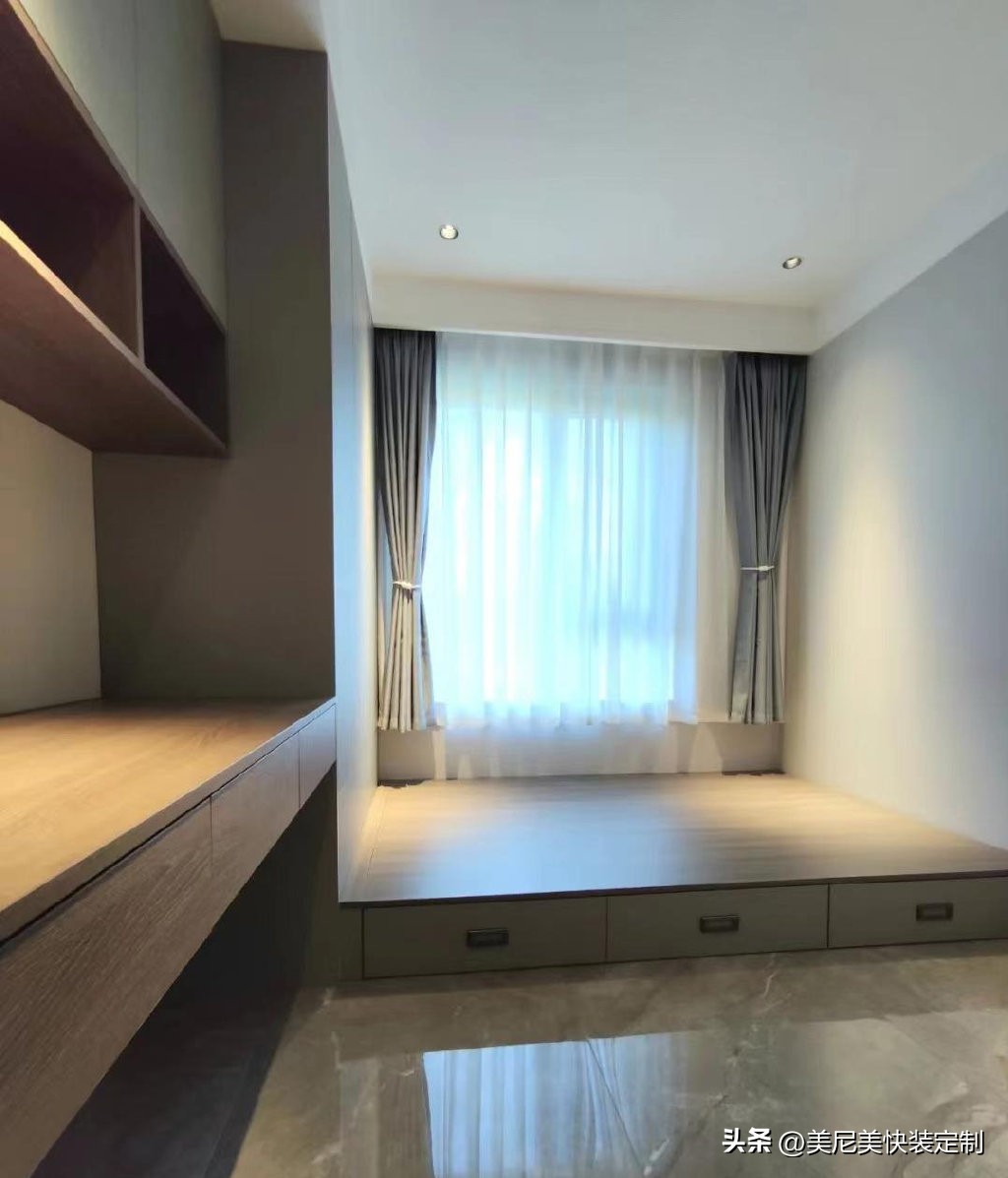 The 110-square-meter open space has been renovated, and it is full of ...