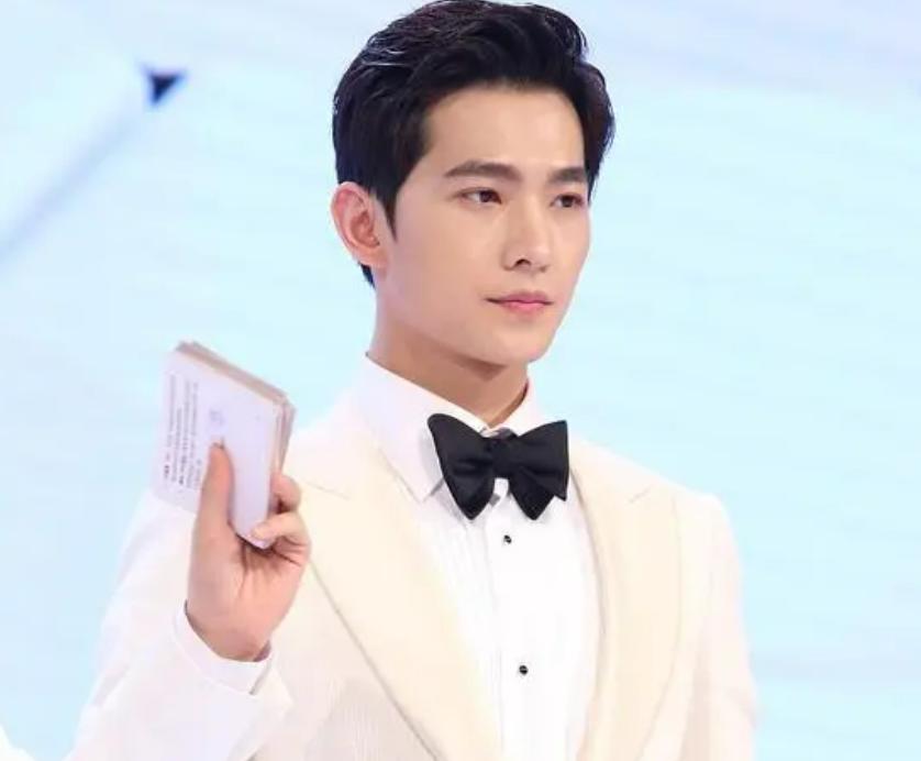 Yang Yang: The legendary road from military dancer to film and ...