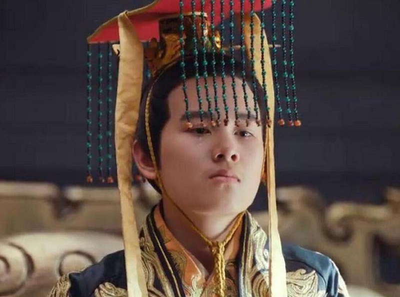 The last emperor of the Tang Dynasty ascended the throne at the age of ...