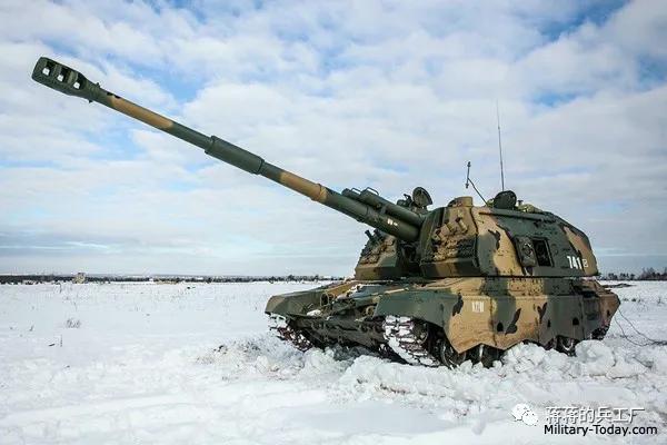 The Western Military District of Russia has obtained the latest 2S33 ...