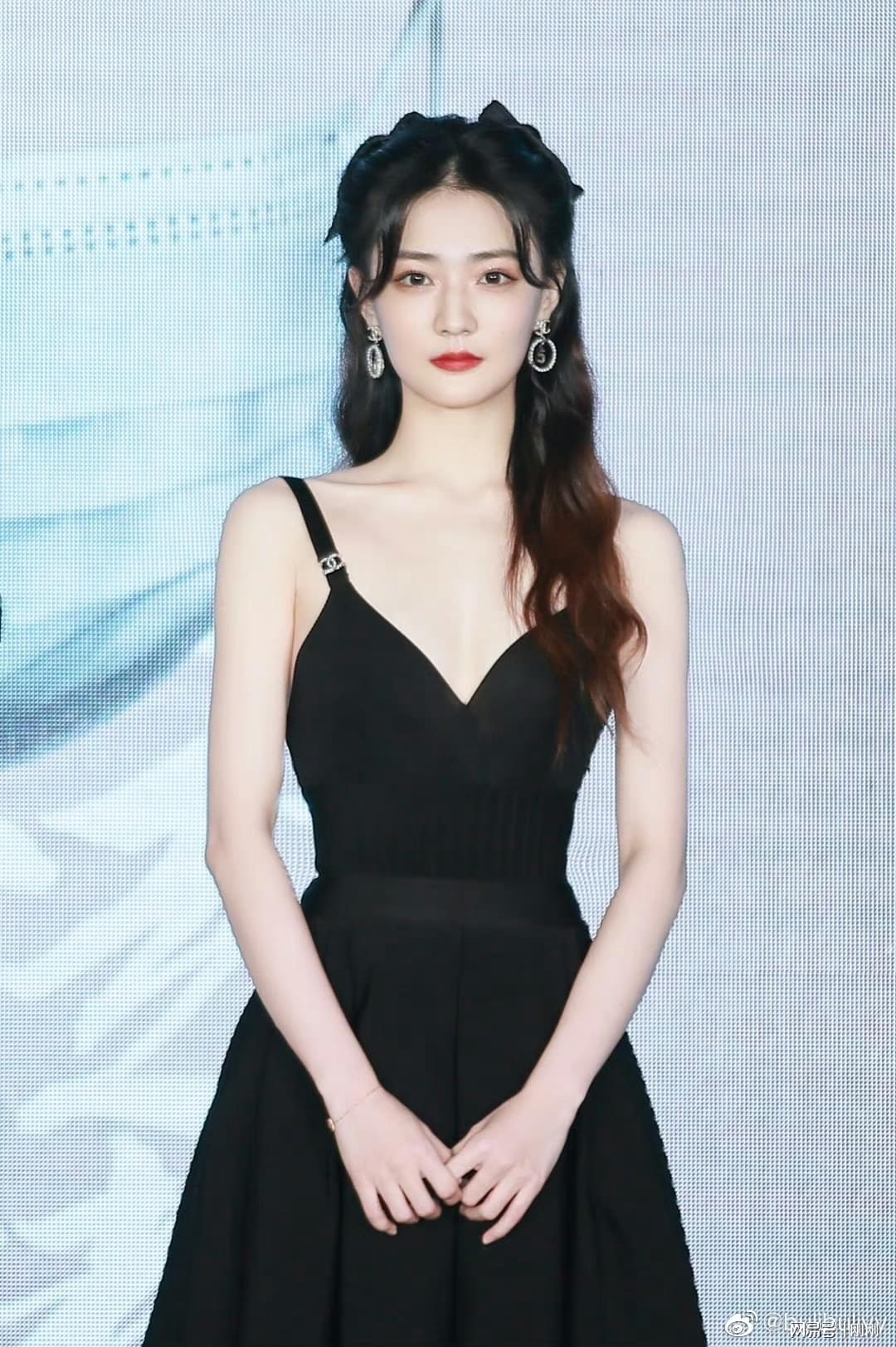 The ever-changing goddess Xu Lu - iMedia