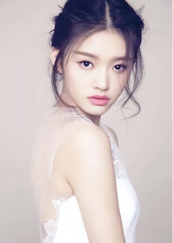 Every star girl is so amazing!Mermaid Lin Yun has a unique temperament ...