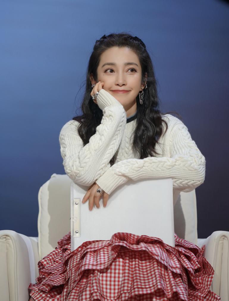 move! Ren Quan has celebrated Li Bingbing's birthday for 13 consecutive ...