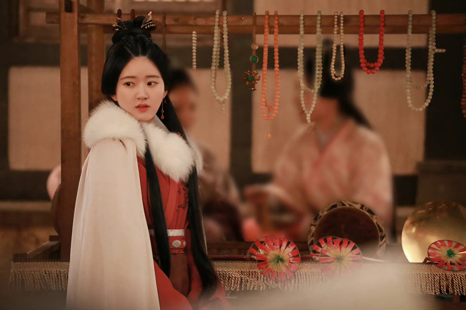 Spoiler for "Star Man is Splendid": Shao Shang kisses his Adam's apple ...