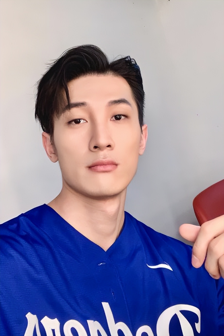 Li, one of the 36 sons of Meixi Lake, announced his love affair to ...