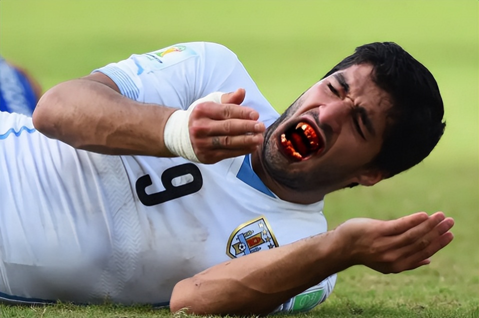 Zombie attack on the court, "cannibal ghost" Suarez - iNEWS